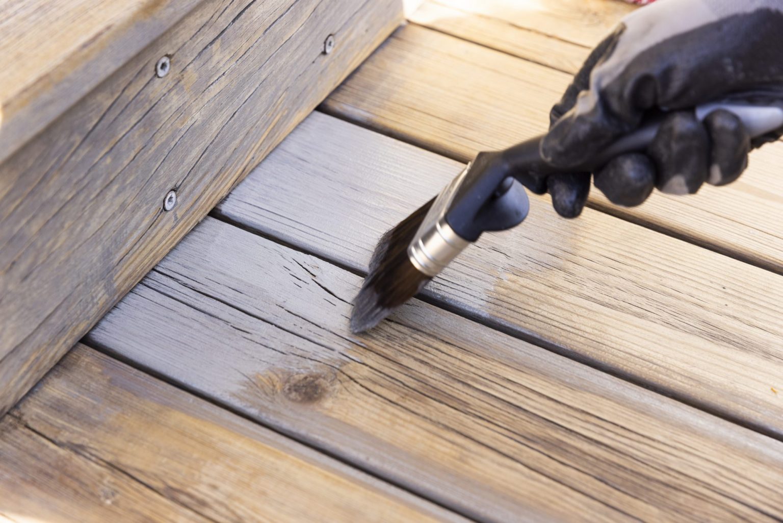 Slik beiser du terrassen med TREBITT terrassebeis - Jotun Uteinspirasjon