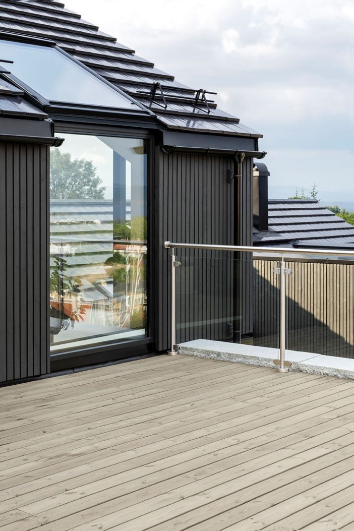 Moderne funkis i dempet sort - Jotun Uteinspirasjon